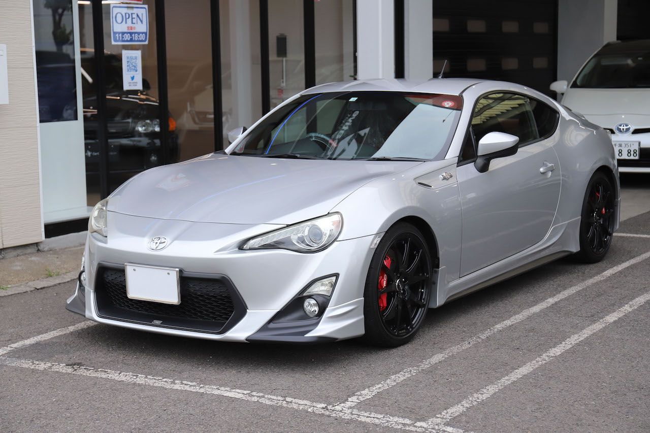 トヨタ ZN6 86 GT | caarcreative